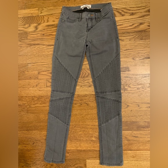 Dittos | Jeans | Dittos Size 25 Grey Jean With Knee Stitch Detail And ...